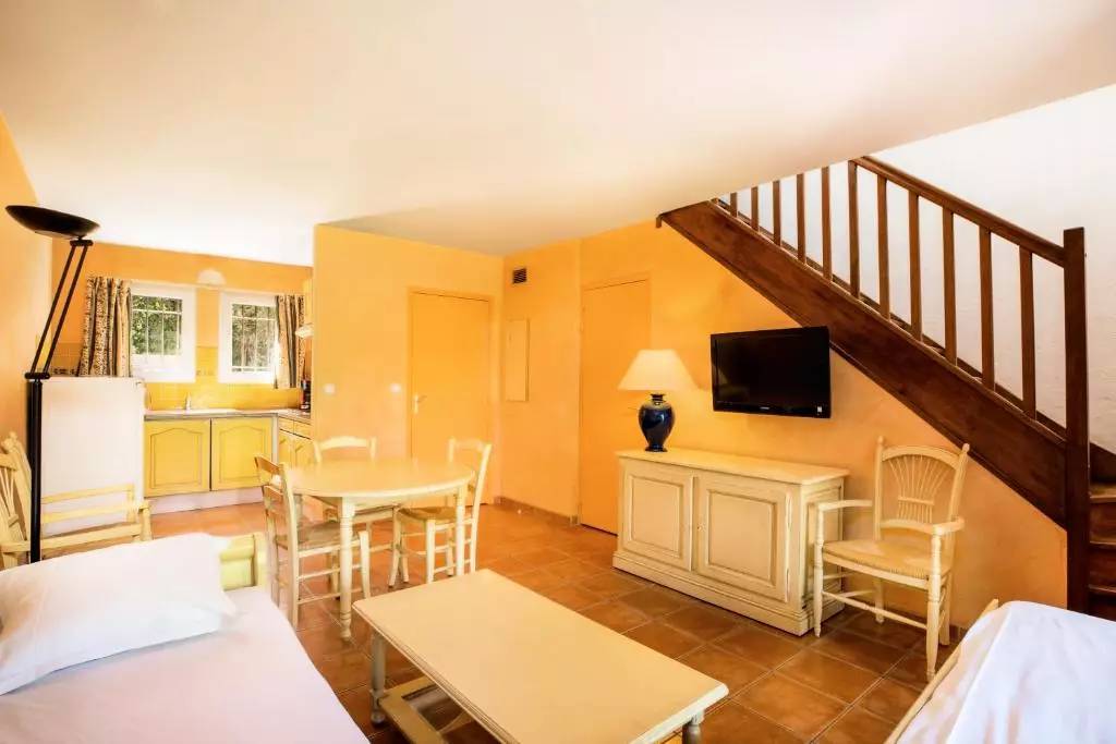 50 M² House ∙ 2 Bedrooms ∙ 6 Guests - Paradou