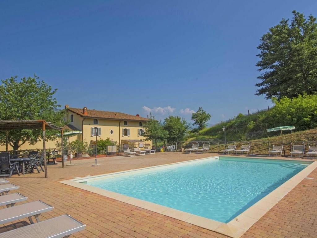 100 M² Appartamento ∙ 3 Camere Da Letto ∙ 8 Ospiti - Pistoia