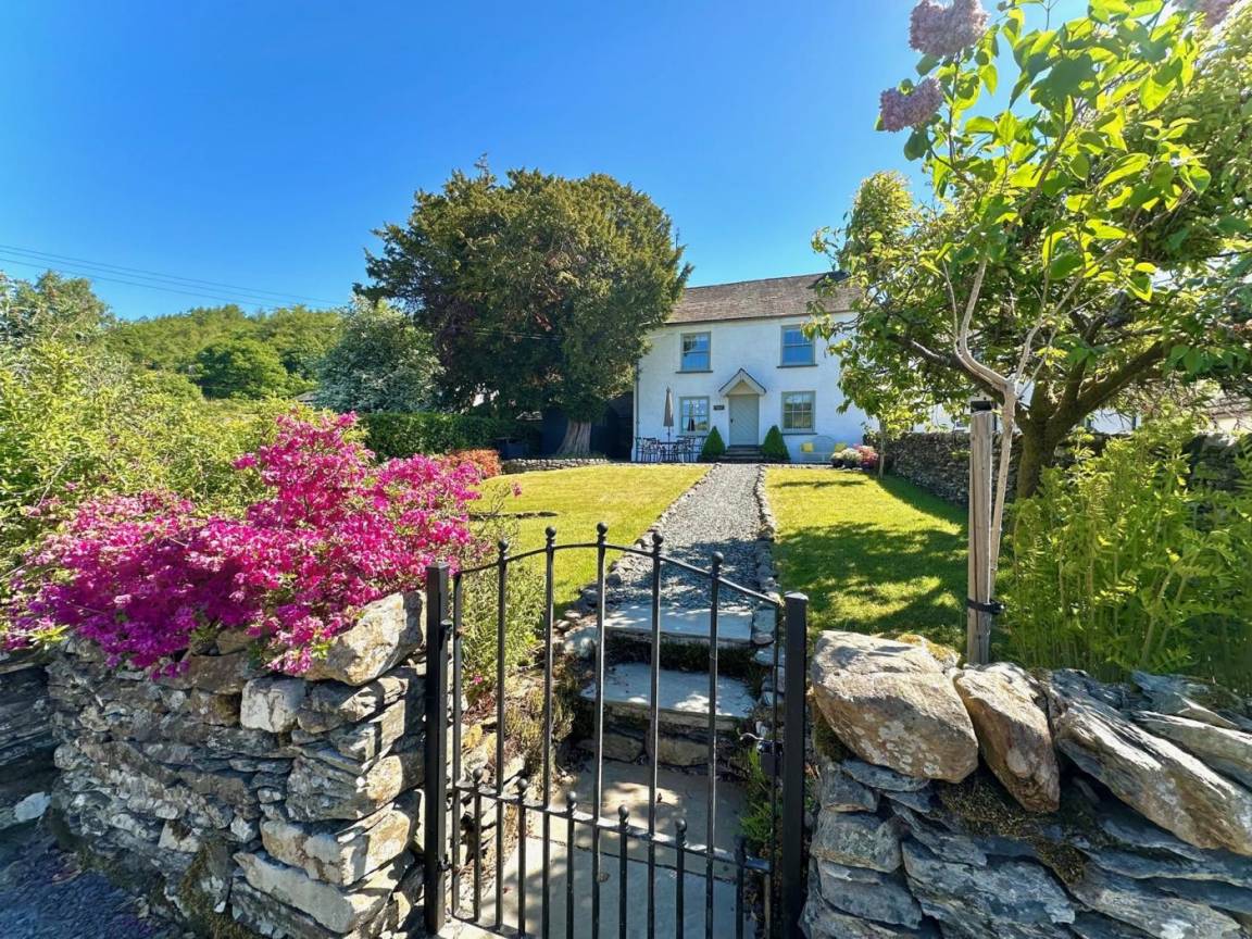 Cottage ∙ 3 Bedrooms ∙ 6 Guests - Hawkshead