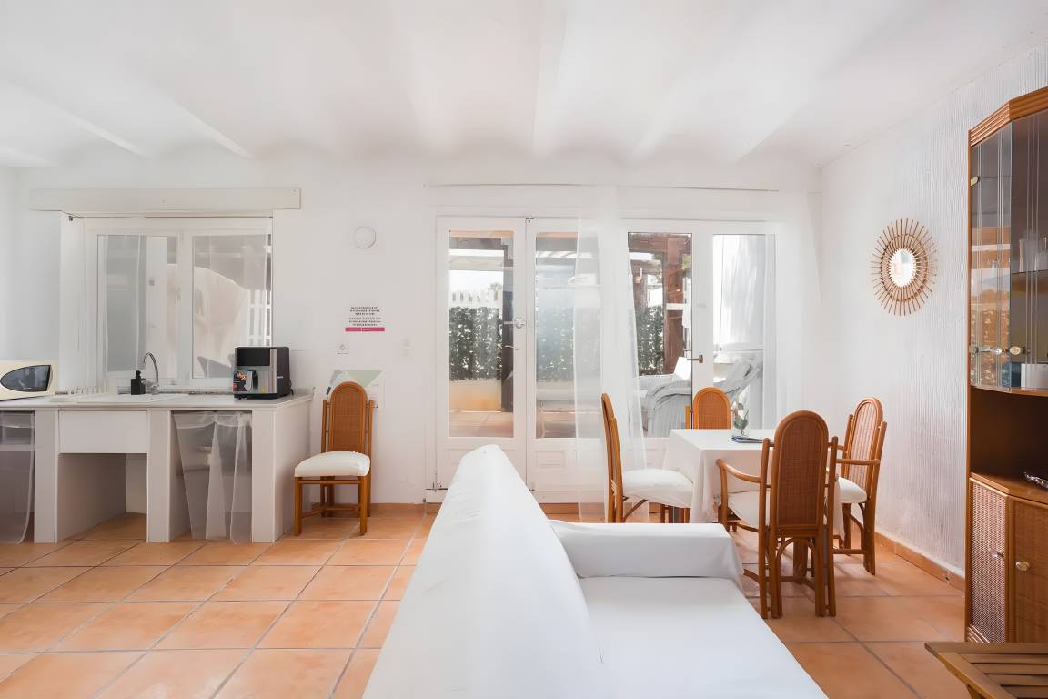 50 M² Ferienhaus ∙ 2 Schlafzimmer ∙ 4 Gäste - Pego