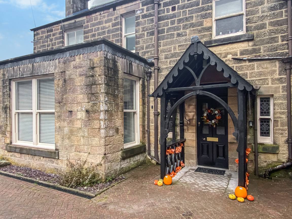 Cottage ∙ 2 Bedrooms ∙ 4 Guests - Staffordshire