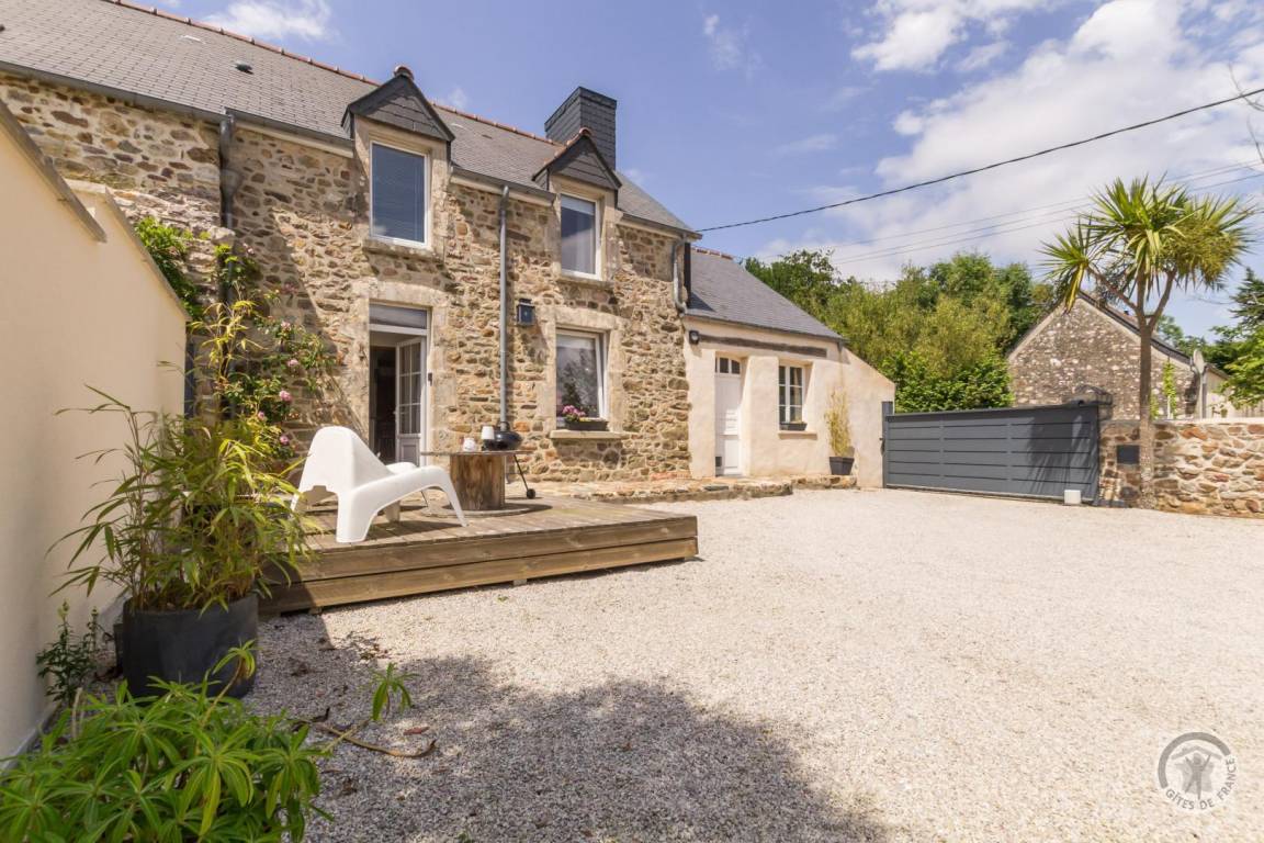 Gîte ∙ 1 Chambre ∙ 2 Personnes - Tourlaville