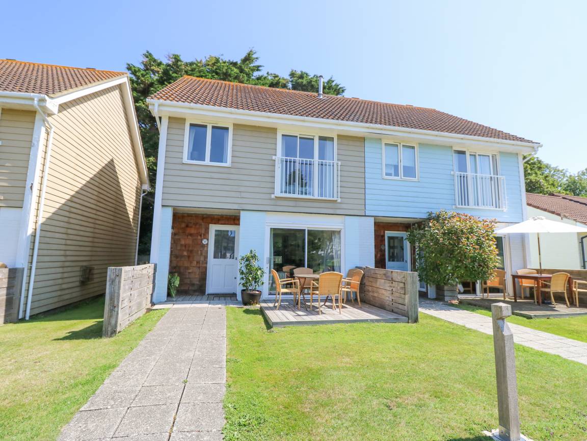 Cottage ∙ 3 Bedrooms ∙ 6 Guests - Isle of Wight