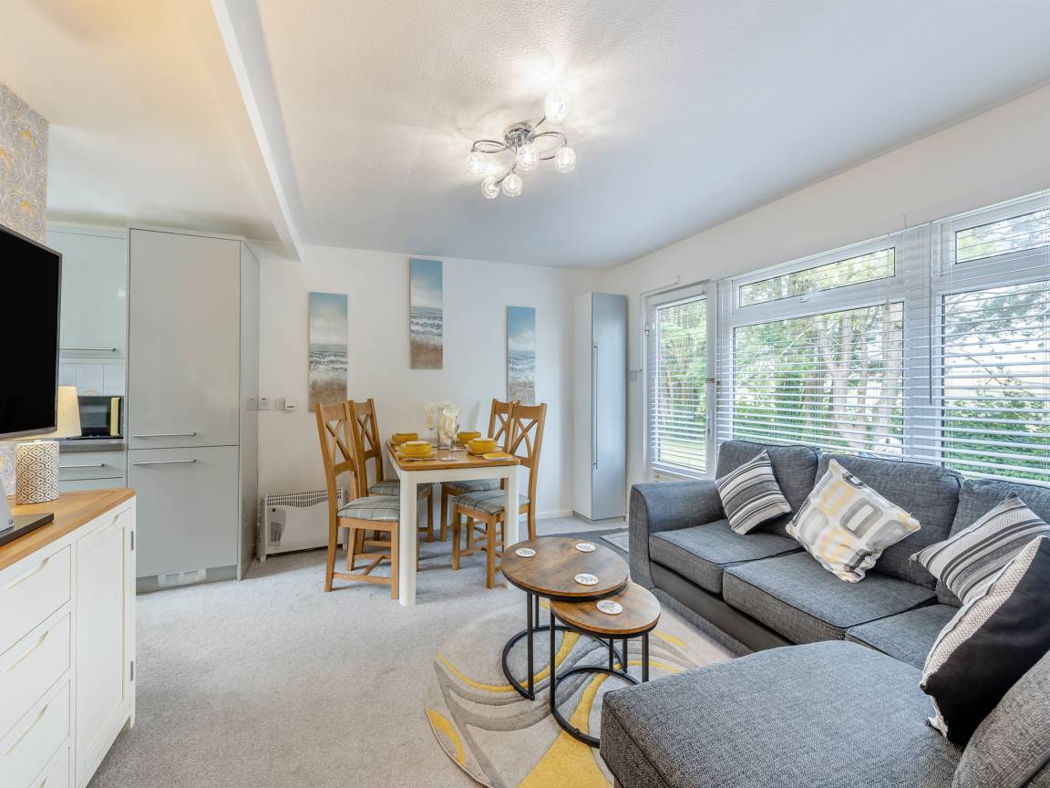 Cottage ∙ 2 Bedrooms ∙ 4 Guests - Totnes
