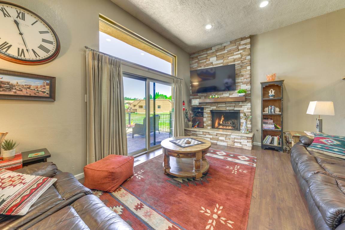 130 M² Apartment ∙ 3 Bedrooms ∙ 6 Guests - Ruidoso, NM