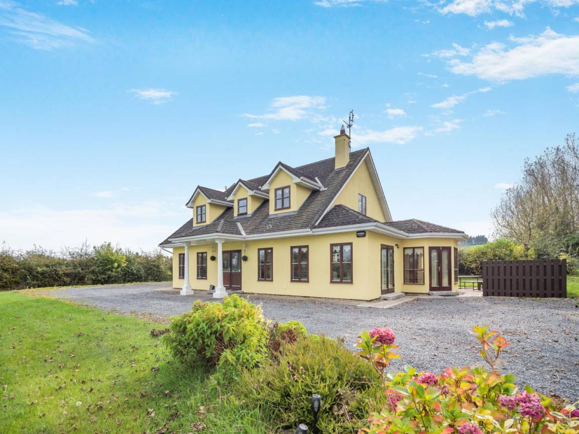 Cottage ∙ 5 Bedrooms ∙ 10 Guests - Westport