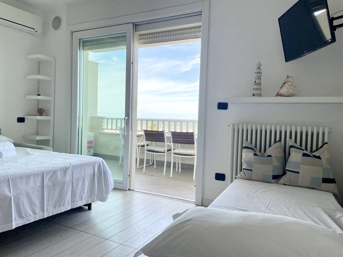 42 M² Apartament ∙ 3 Gości - Rimini