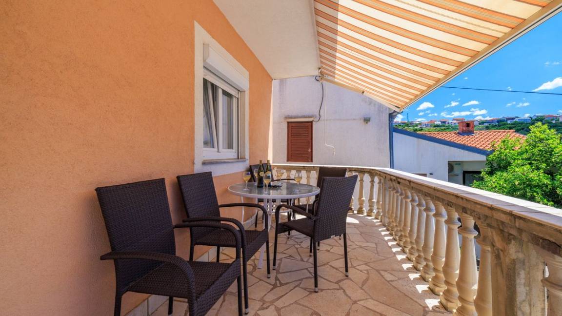 57 M² Apartment ∙ 2 Bedrooms ∙ 6 Guests - Senj