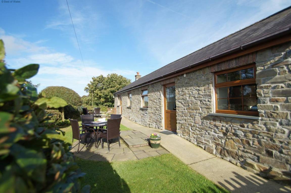 Cottage ∙ 2 Bedrooms ∙ 4 Guests - New Quay