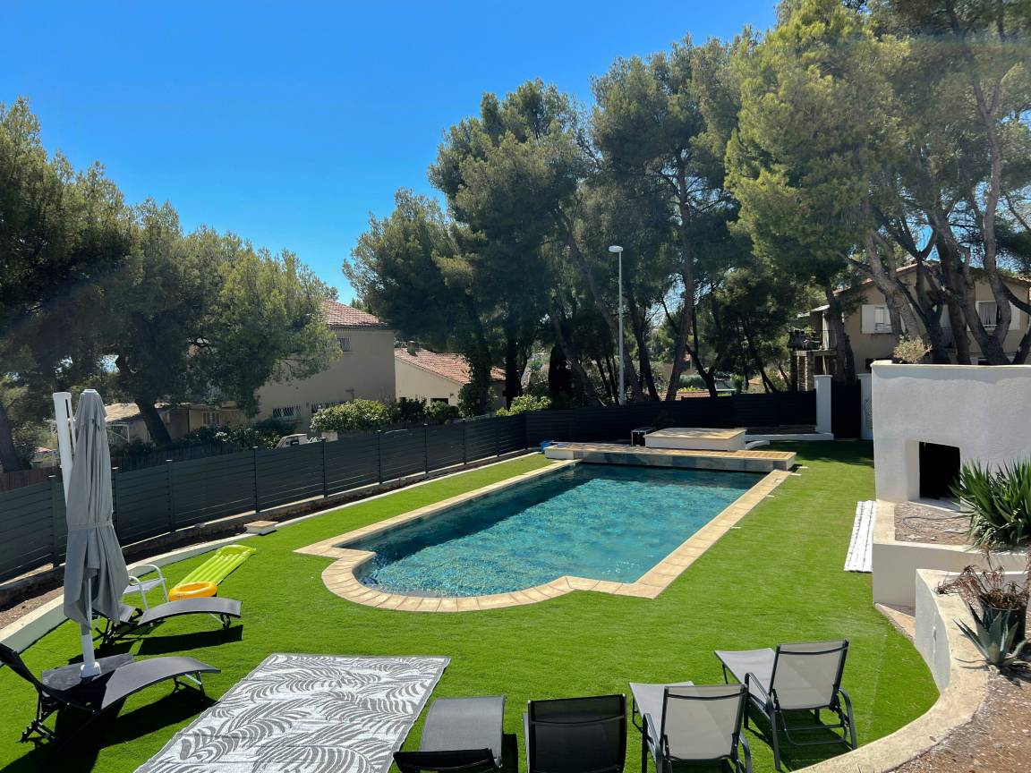 180 M² House ∙ 6 Bedrooms ∙ 12 Guests - Saint-Cyr-sur-Mer
