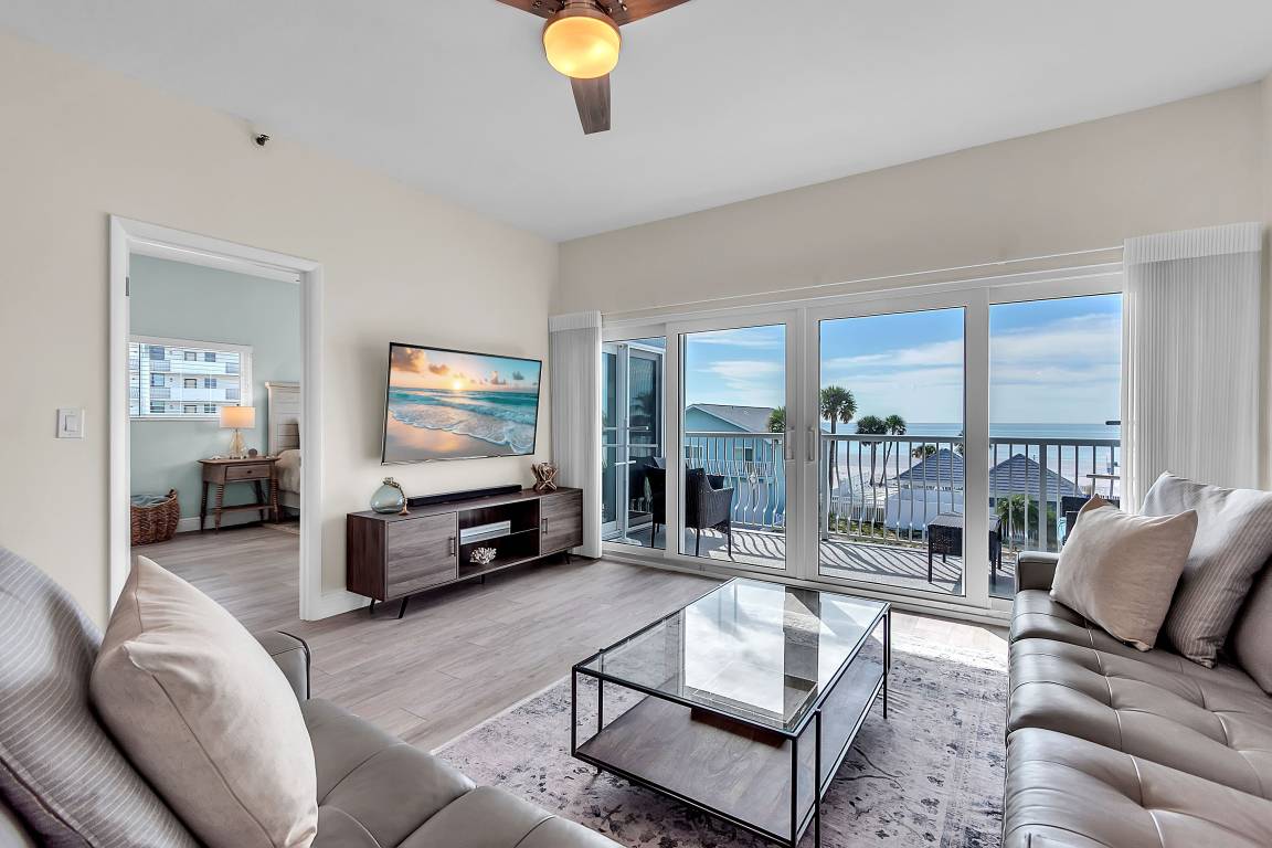 108 M² Condo ∙ 2 Bedrooms ∙ 6 Guests - Redington Shores, FL