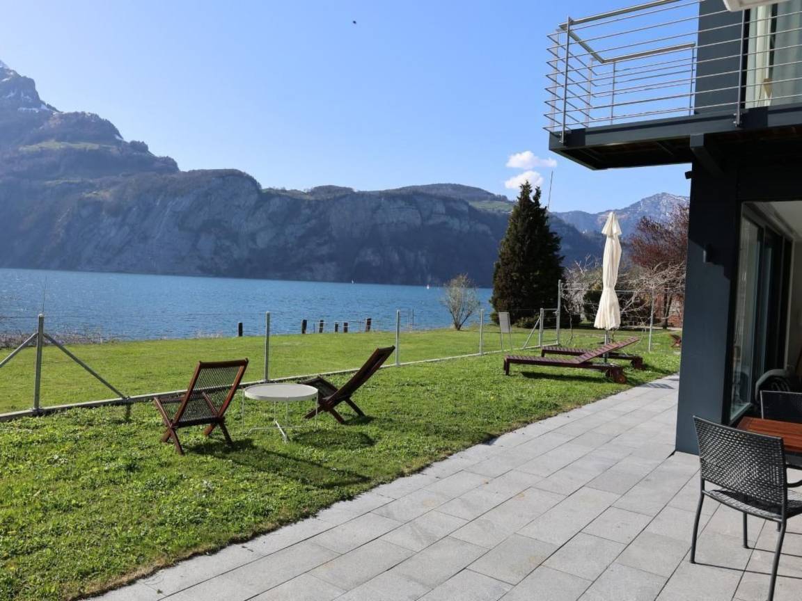 250 M² Ferienhaus ∙ 1 Schlafzimmer ∙ 2 Gäste - Morschach