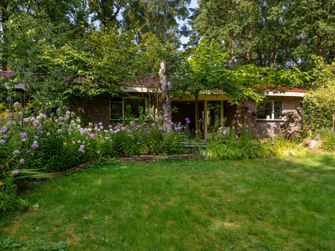87 M² Huis ∙ 2 Slaapkamers ∙ 4 Gasten - Hoogeveen