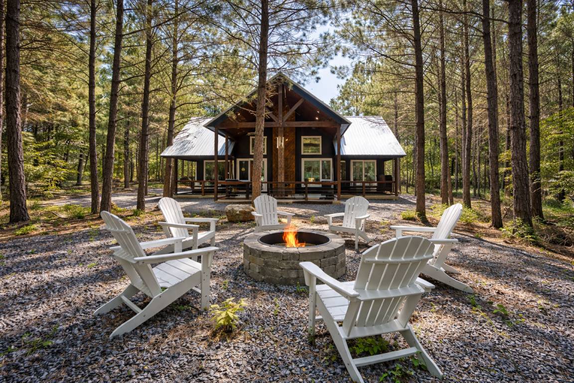 139 M² Cabin ∙ 2 Bedrooms ∙ 6 Guests - Mississippi