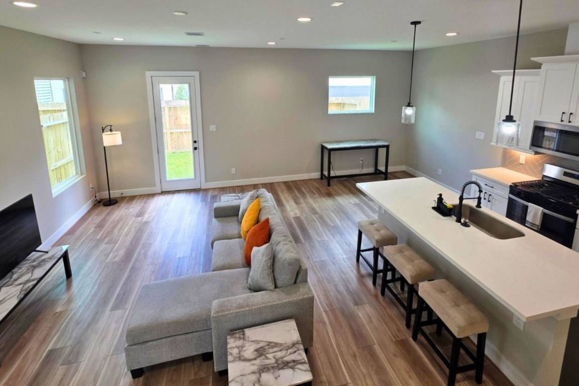 150 M² House ∙ 3 Bedrooms ∙ 7 Guests - Independence Heights - Houston