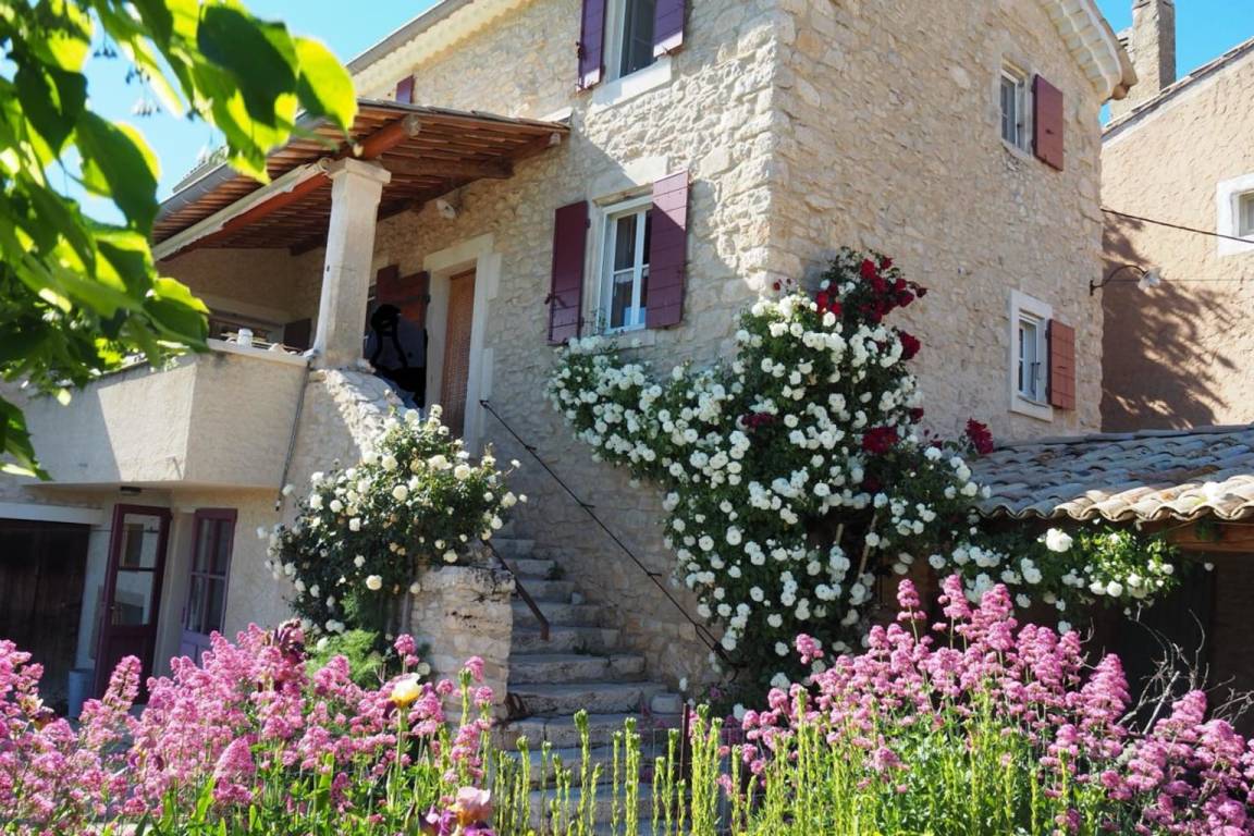 110 M² Maison De Vacances ∙ 3 Chambres ∙ 8 Personnes - Rustrel