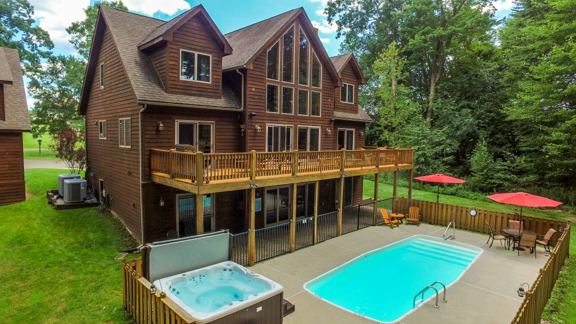 316 M² House ∙ 6 Bedrooms ∙ 20 Guests - Oakland, MD