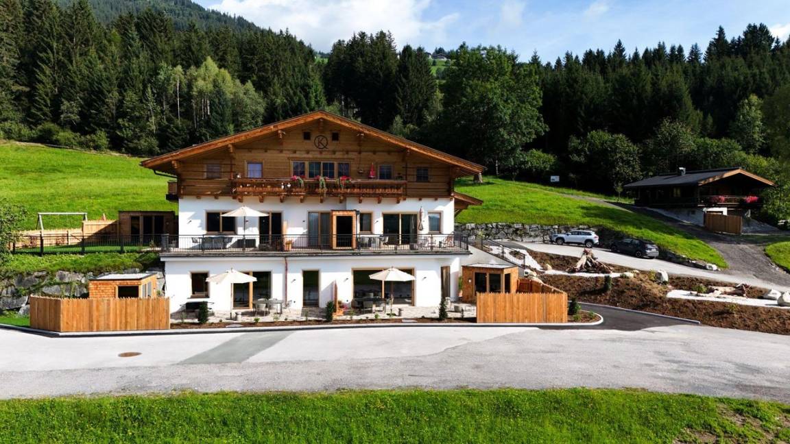 75 M² Apartment ∙ 2 Bedrooms ∙ 5 Guests - Bramberg am Wildkogel