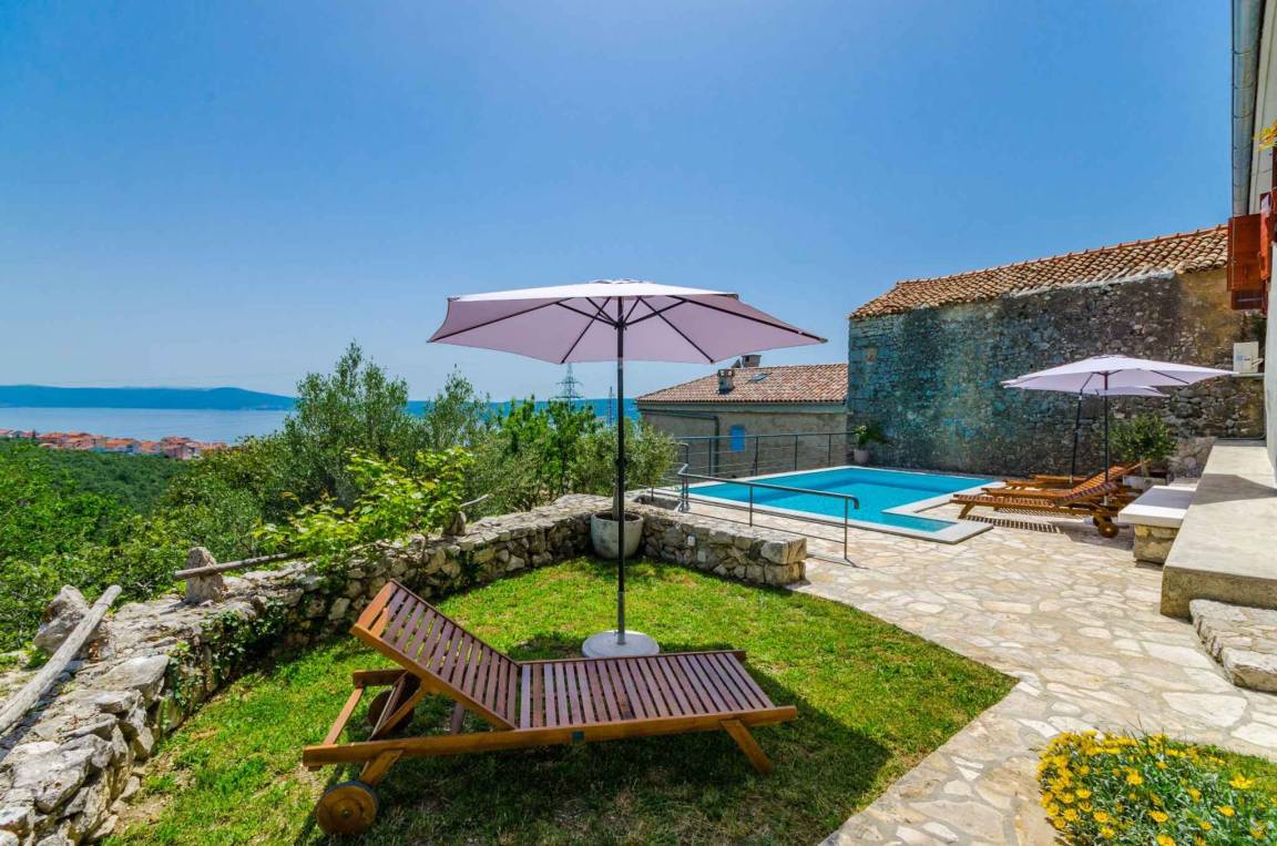 242 M² Maison De Vacances ∙ 3 Chambres ∙ 10 Personnes - Crikvenica