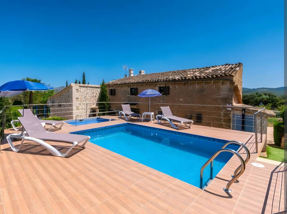 292 M² Maison De Vacances ∙ 4 Chambres ∙ 7 Personnes - Can Picafort