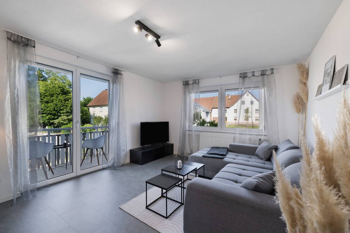 75 M² Ferienhaus ∙ 1 Schlafzimmer ∙ 3 Gäste - Balingen