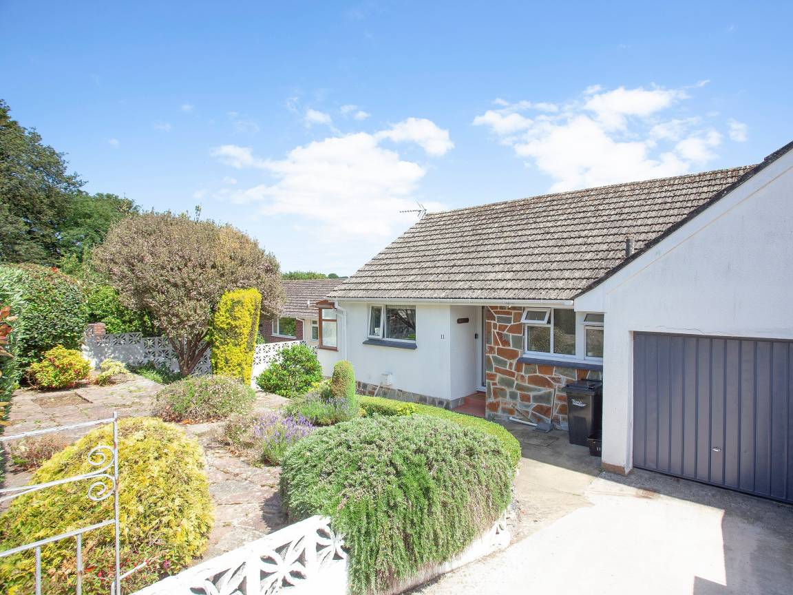 Bungalow ∙ 2 Bedrooms ∙ 4 Guests - Brixham