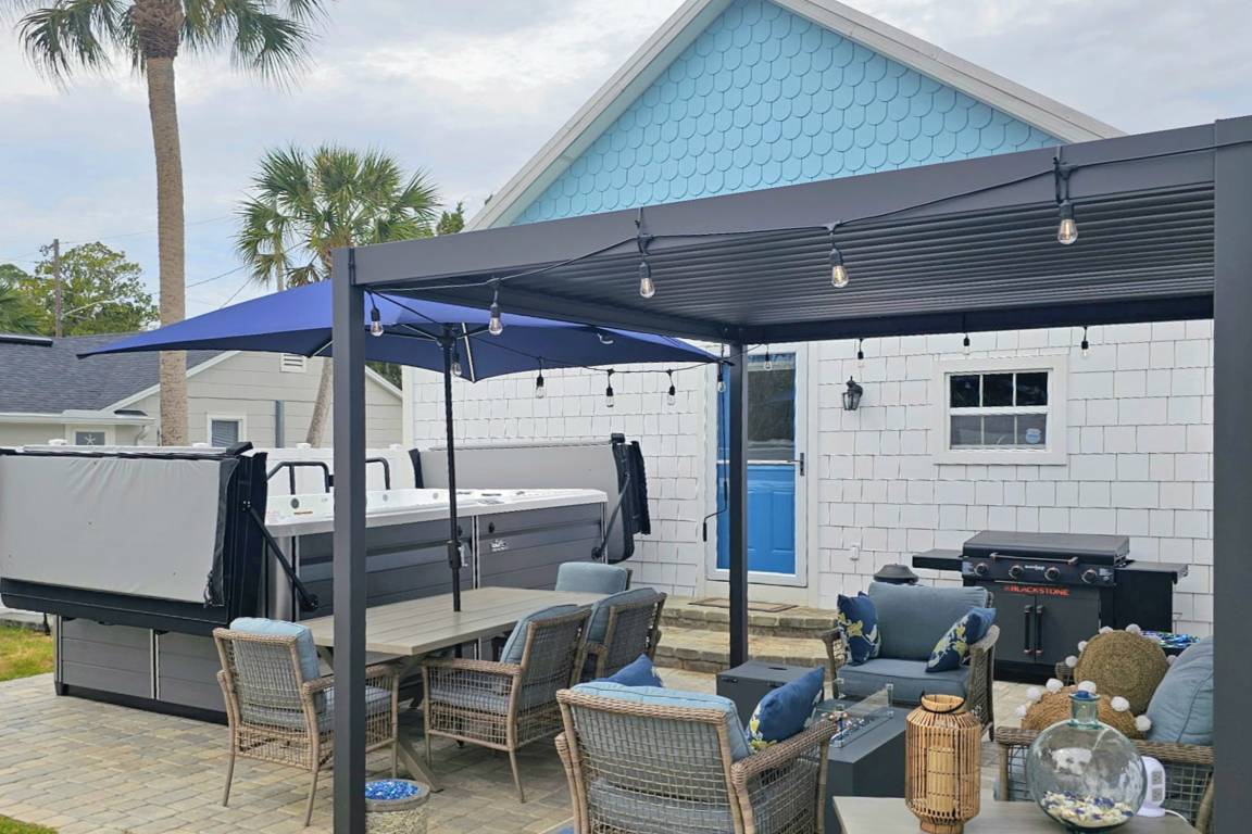 92 M² House ∙ 2 Bedrooms ∙ 5 Guests - New Smyrna Beach, FL