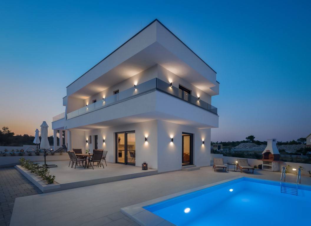 100 M² Villa ∙ 3 Schlafzimmer ∙ 6 Gäste - Vodice