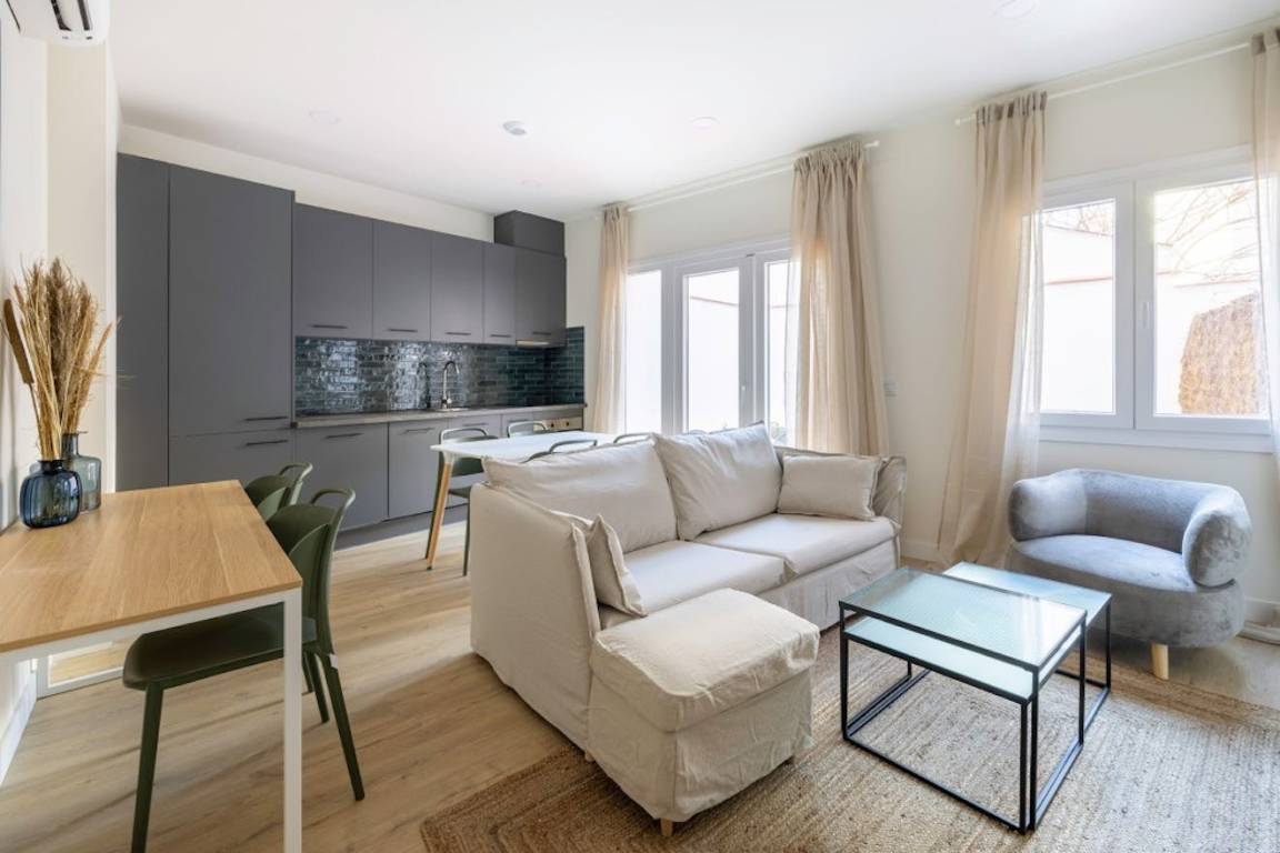 45 M² Apartamento ∙ 2 Habitaciones ∙ 4 Huéspedes - San Sebastián de los Reyes