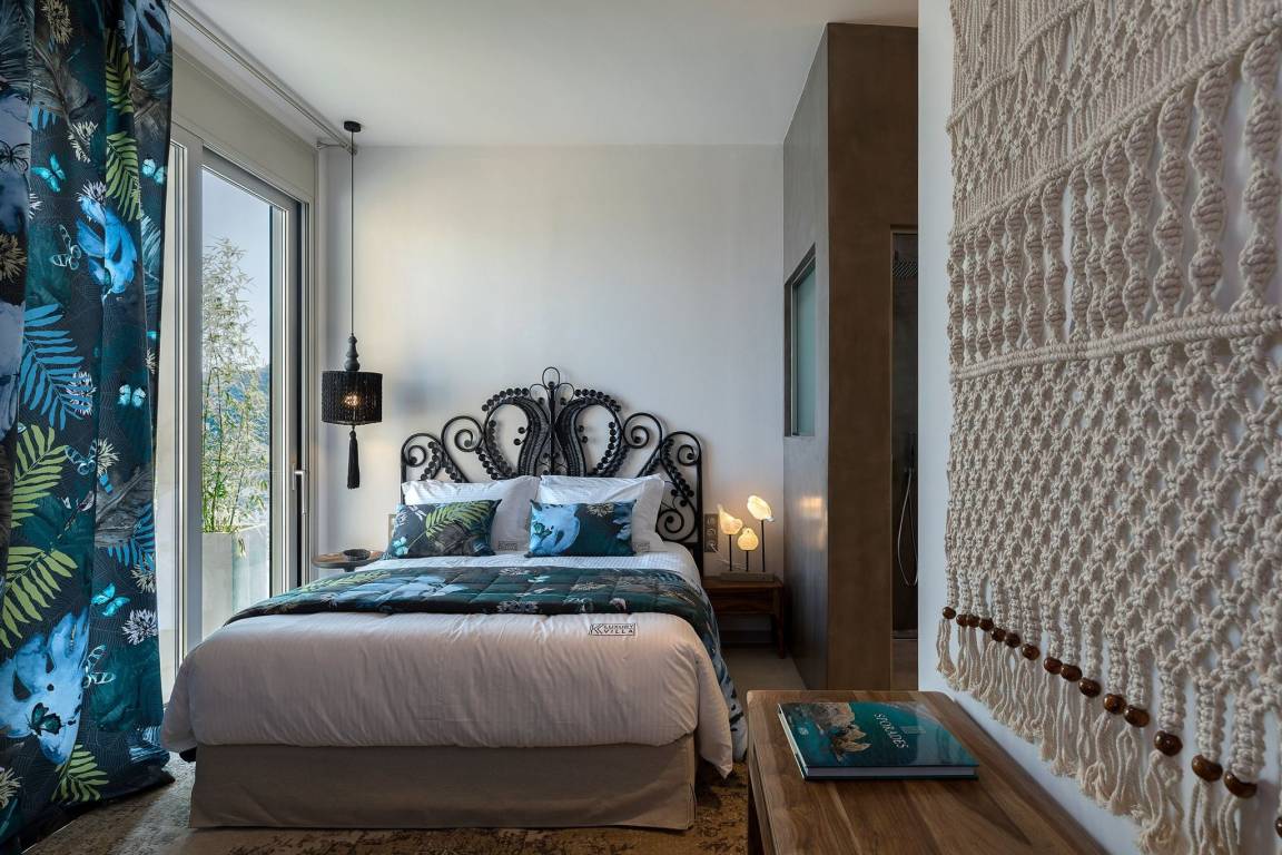 Villa ∙ 5 Bedrooms ∙ 10 Guests - Skiathos