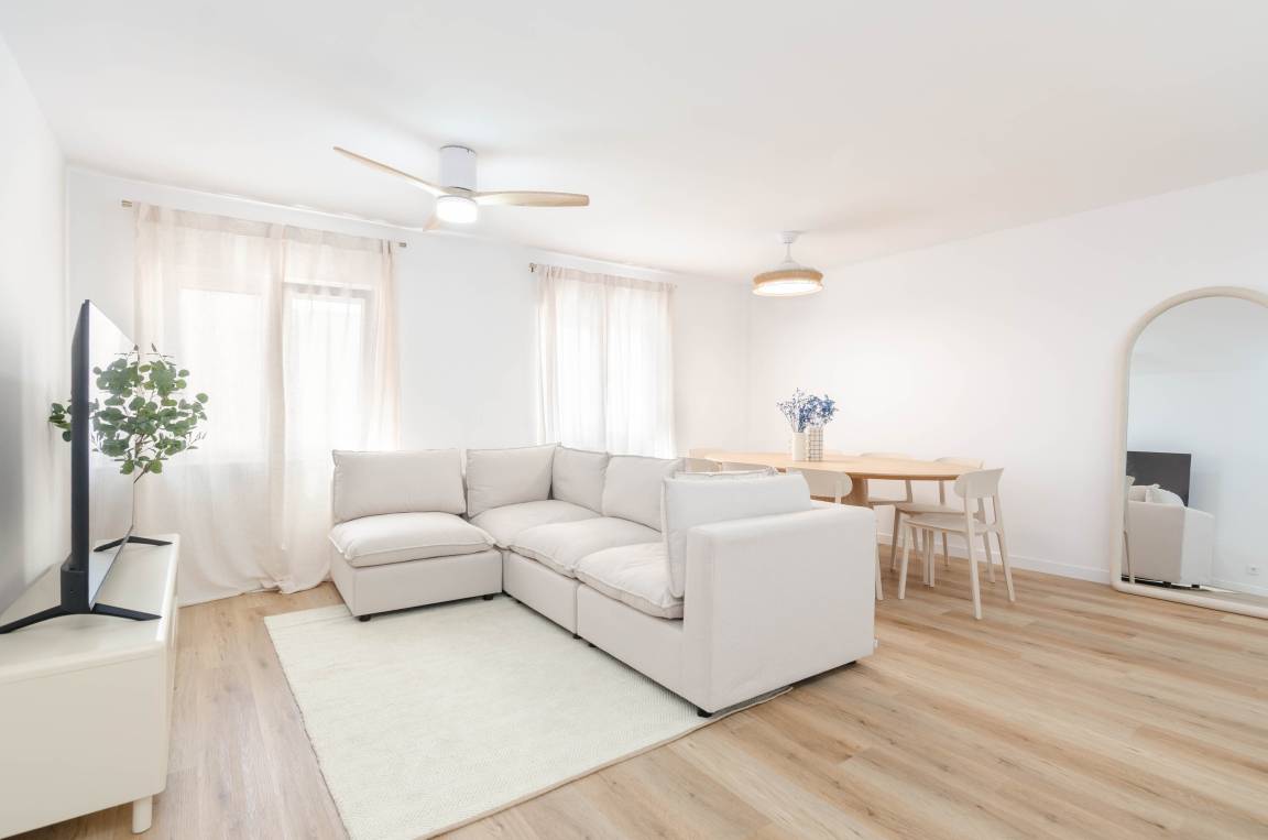 102 M² Apartamento ∙ 3 Habitaciones ∙ 7 Huéspedes - Avilés