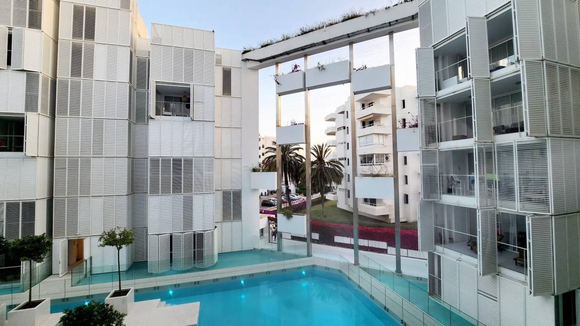 55 M² Huoneisto ∙ 2 Makuuhuonetta ∙ 4 Vierasta - Ibiza City
