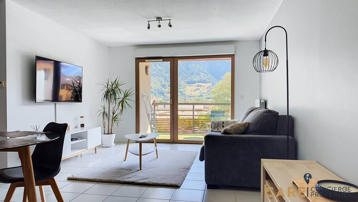 65 M² Huoneisto ∙ 1 Makuuhuone ∙ 4 Vierasta - Sallanches