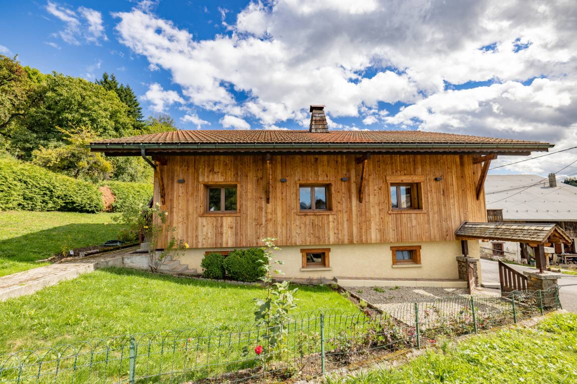 65 M² Appartement ∙ 2 Chambres ∙ 4 Personnes - Cluses