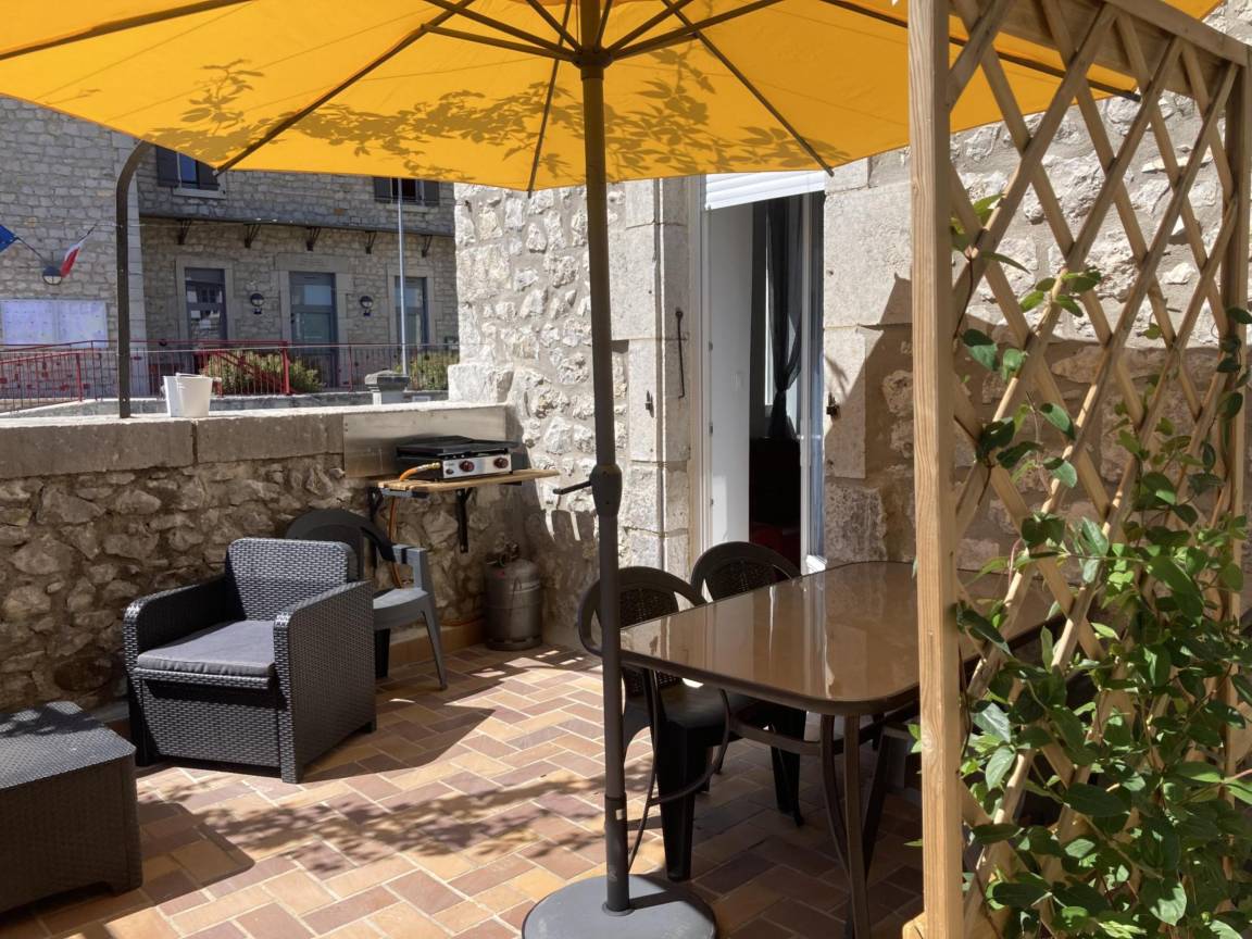 40 M² Cottage ∙ 2 Slaapkamers ∙ 4 Gasten - Chauzon