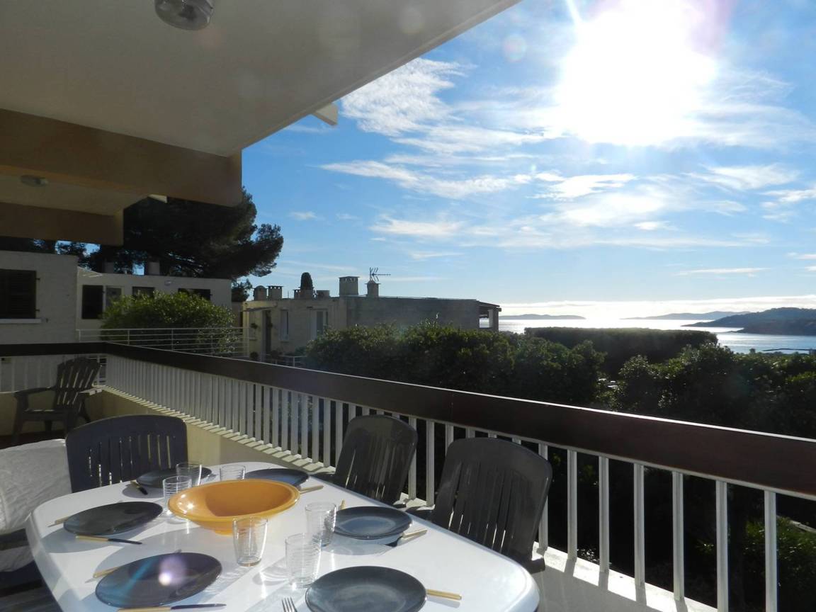 60 M² Appartement ∙ 2 Chambres ∙ 6 Personnes - Bormes-les-Mimosas