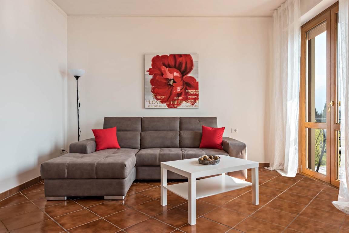 90 M² Apartment ∙ 2 Bedrooms ∙ 4 Guests - Malcesine