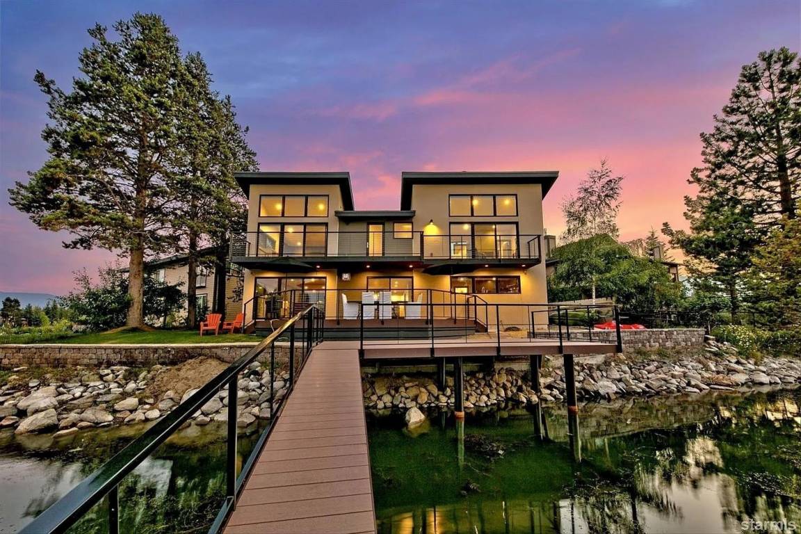 372 M² House ∙ 5 Bedrooms ∙ 10 Guests - South Lake Tahoe, CA