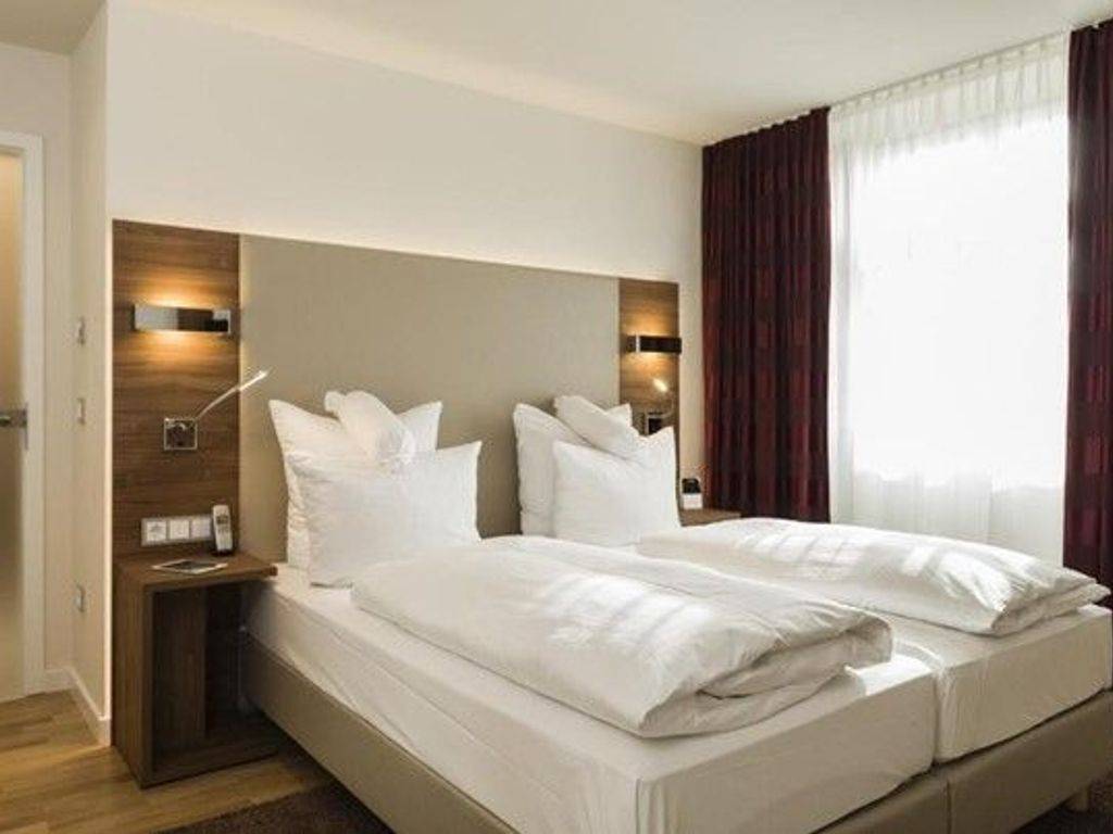 90 M² Appartamento ∙ 1 Camera Da Letto ∙ 6 Ospiti - Mannheim
