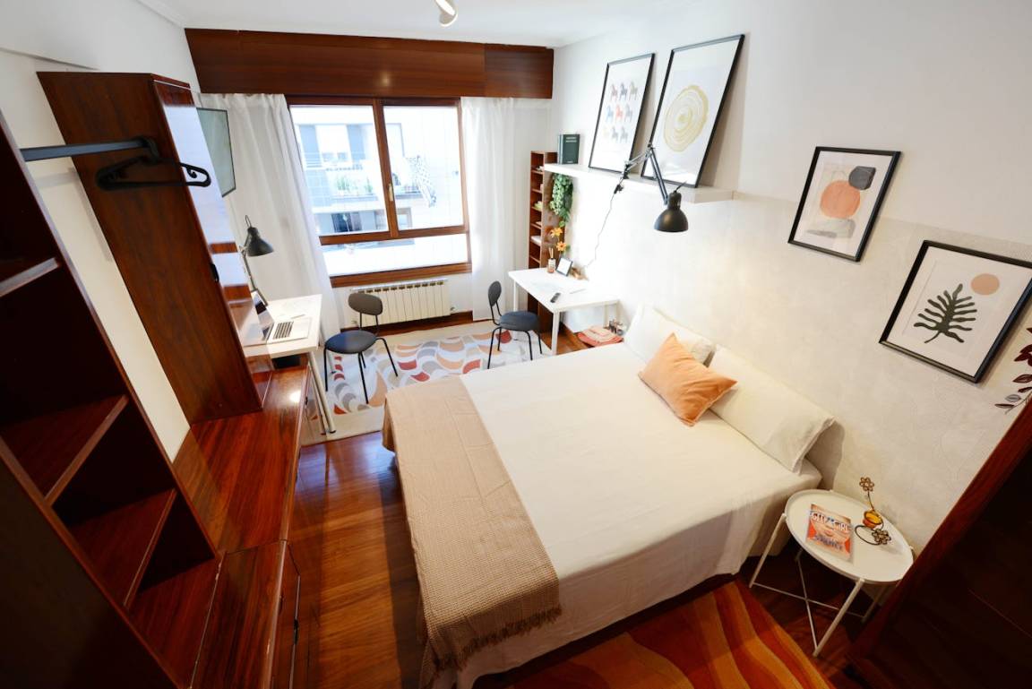 80 M² Habitación Privada ∙ 1 Habitación ∙ 2 Huéspedes - Bilbao