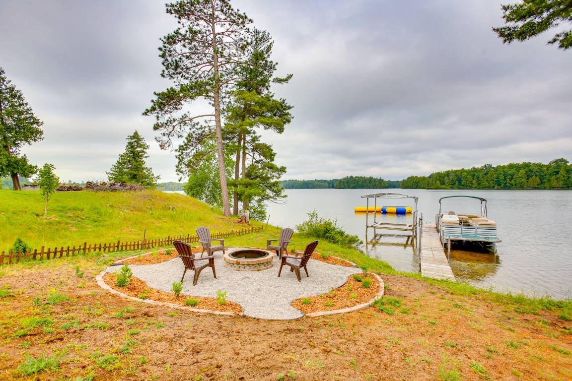 148 M² House ∙ 4 Bedrooms ∙ 8 Guests - Interlochen, MI