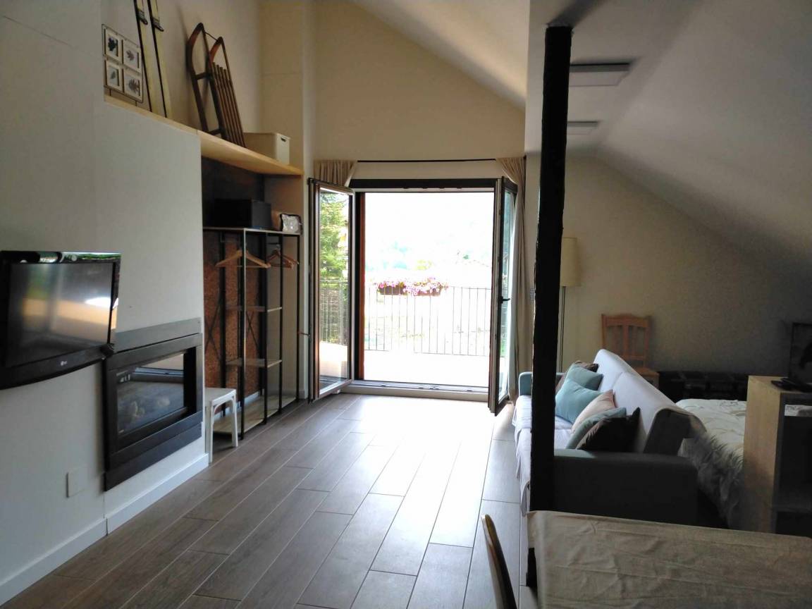 60 M² Apartment ∙ 1 Bedroom ∙ 5 Guests - Biescas