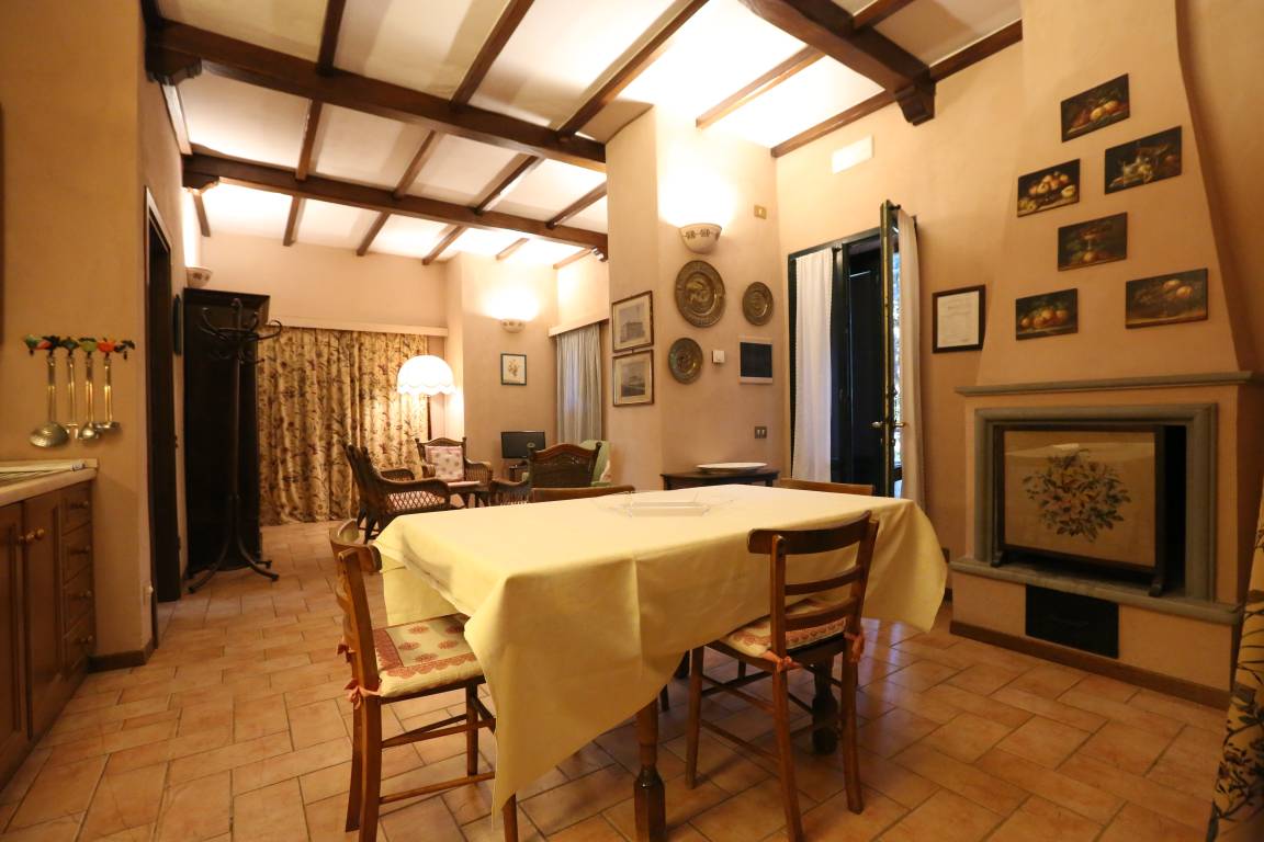 60 M² Farmhouse ∙ 2 Bedrooms ∙ 4 Guests - Orbetello