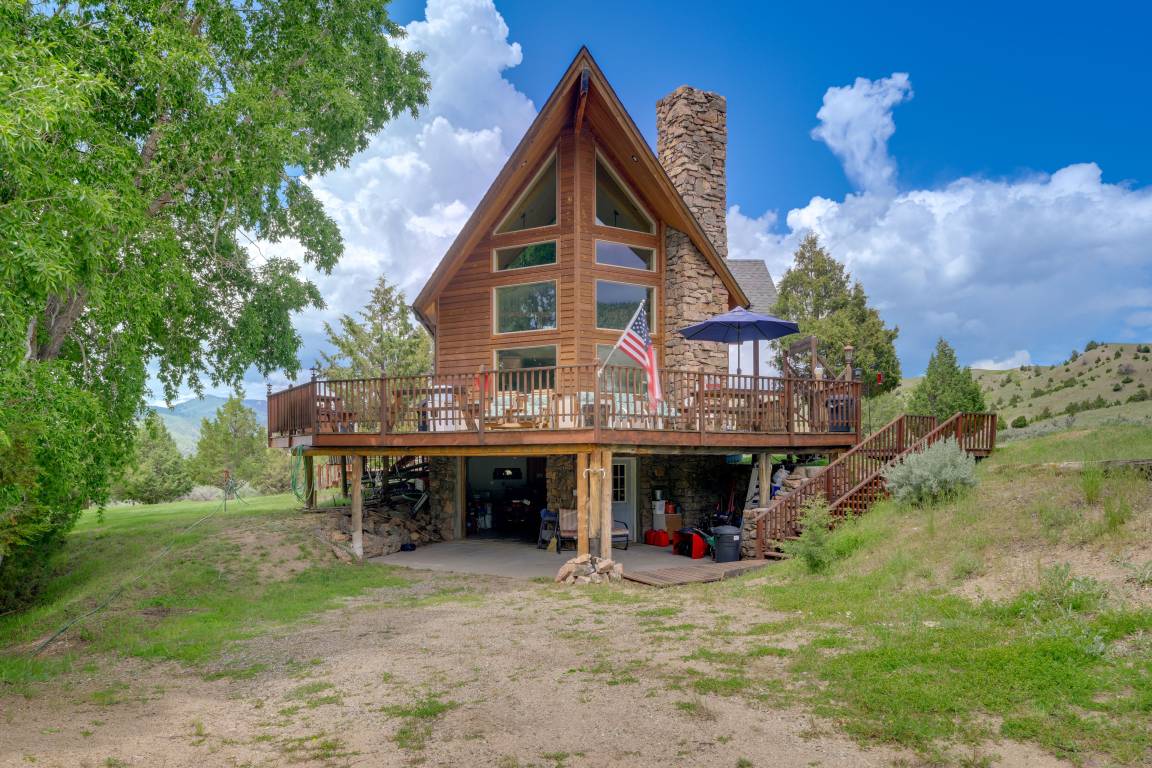 325 M² House ∙ 4 Bedrooms ∙ 10 Guests - Montana