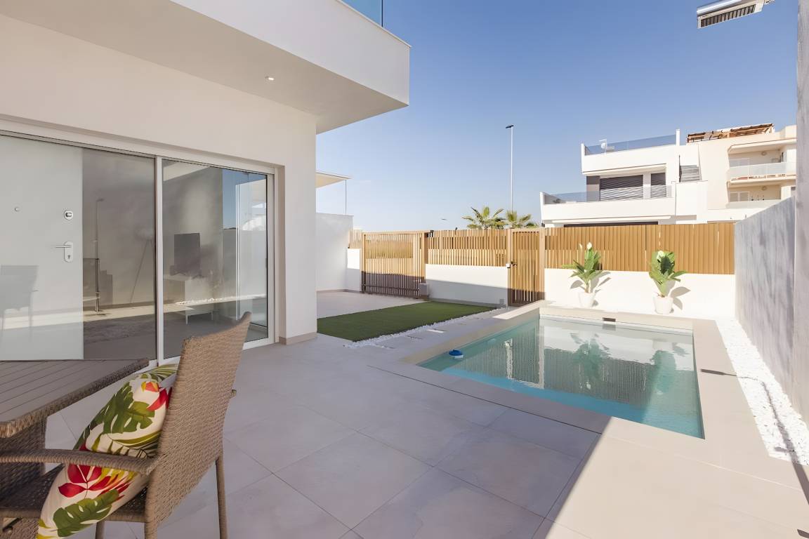 112 M² Villa ∙ 3 Chambres ∙ 6 Personnes - Los Alcázares