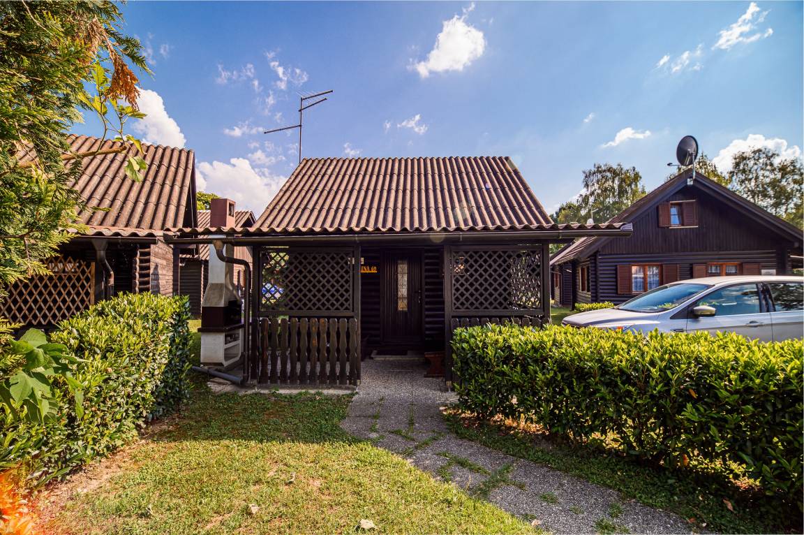 38 M² House ∙ 1 Bedroom ∙ 4 Guests - Dobova