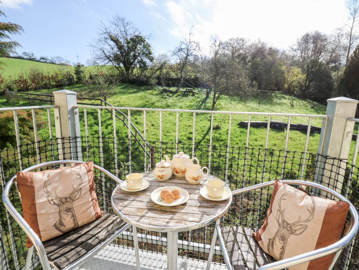 Cottage ∙ 2 Bedrooms ∙ 3 Guests - Carmarthen