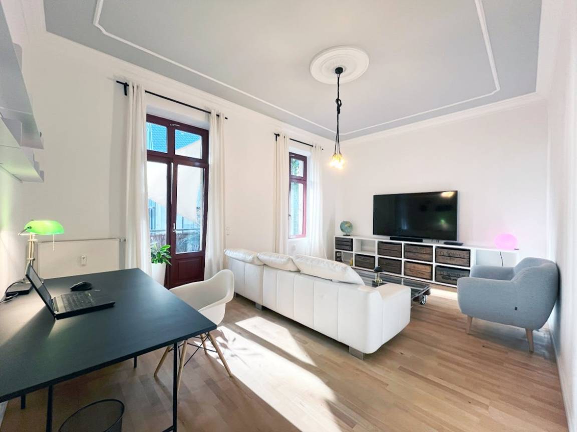 80 M² Ferienwohnung ∙ 1 Schlafzimmer ∙ 2 Gäste - Frankfurt am Main