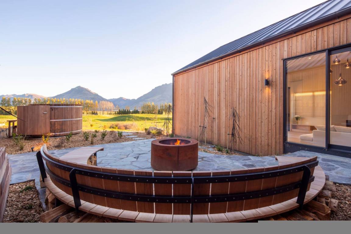 Apartment ∙ 5 Bedrooms ∙ 10 Guests - Queenstown, New Zealand