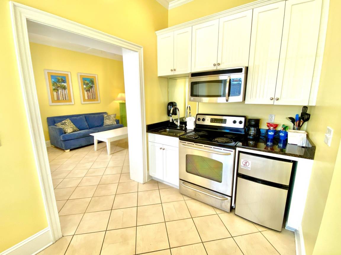 Hotel ∙ 1 Bedroom ∙ 4 Guests - Atlantic Beach, NC